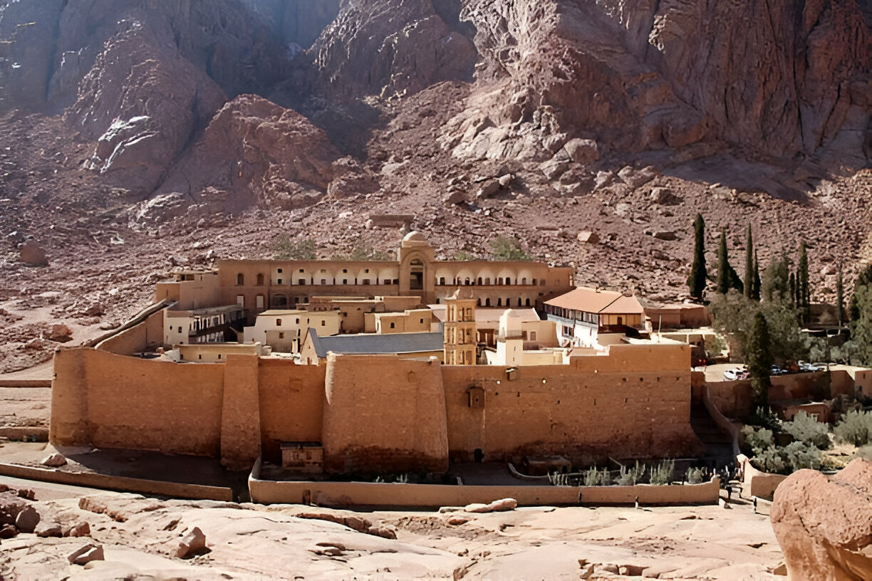Viaggio al Monte Sinai e al Monastero di Santa Caterina da Il Cairo.